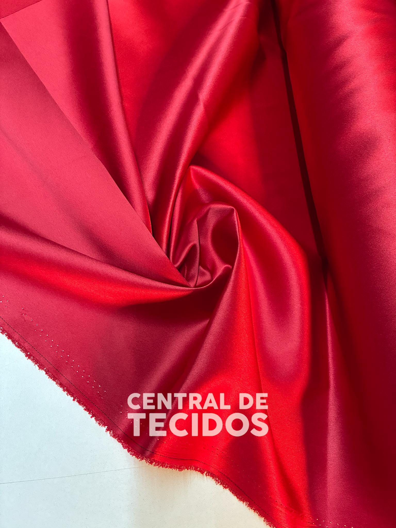 CENTRAL DE TECIDOS - Crepe Amanda Liso Vermelho Intenso